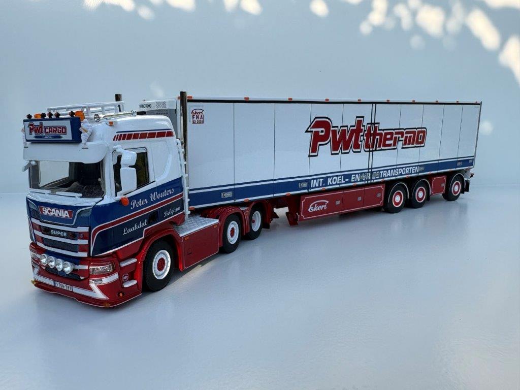 WSI SCANIA R NORMAL I CR20N 6X2 TWIN STEER MET REEFER TRAILER 3 AXLE ...
